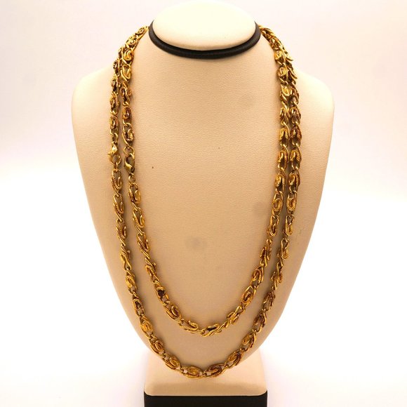 Unsigned | Accessories | Vintage Gold Tone Silver Unique Textured Chain ...